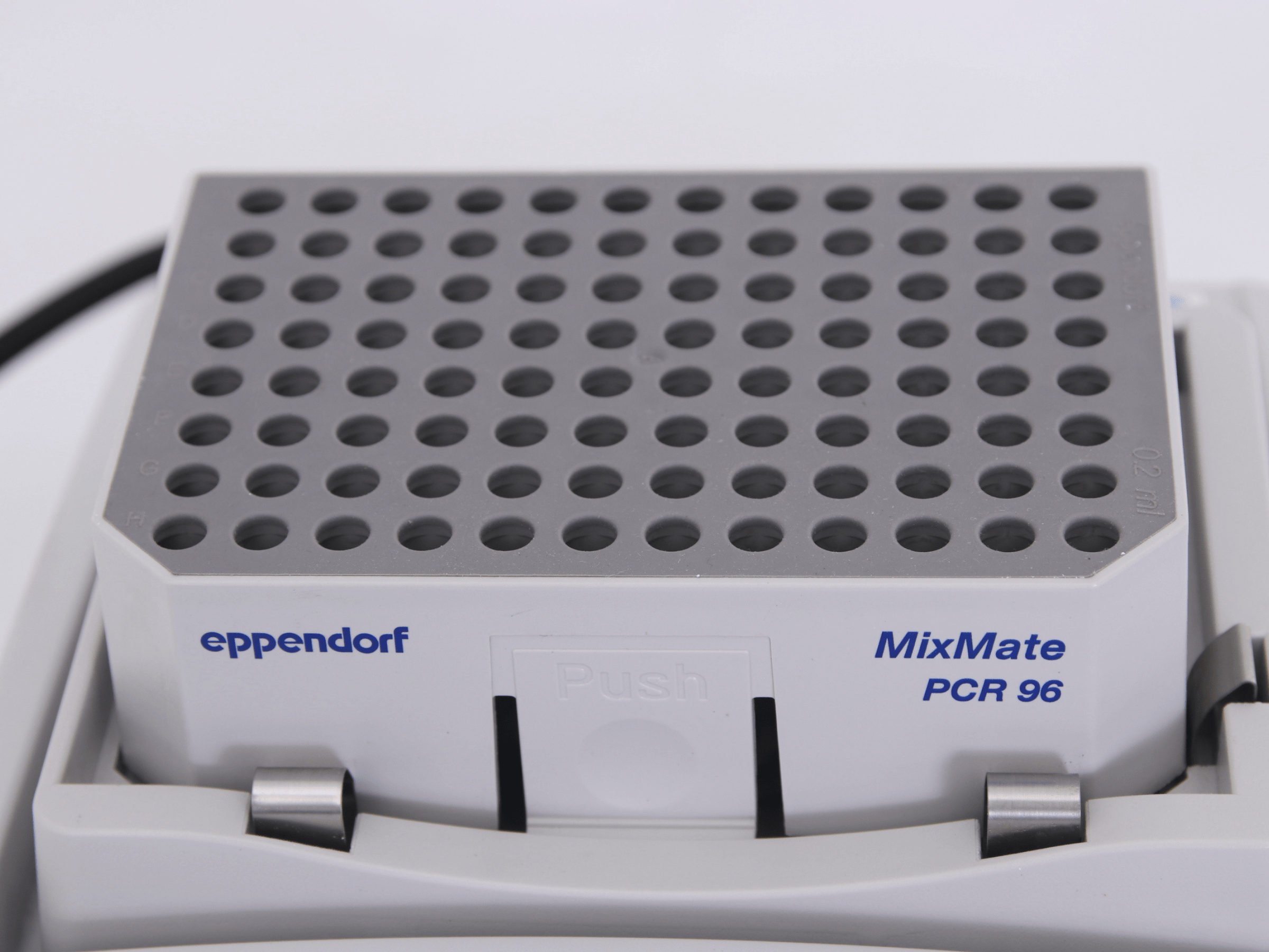 Eppendorf MixMate Test Tube Mixer - Richmond Scientific - 欧宝娱乐app官方登录