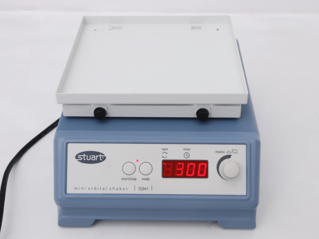 Stuart SSM1 Mini Orbital Shaker - Richmond Scientific - 欧宝娱乐app官方登录