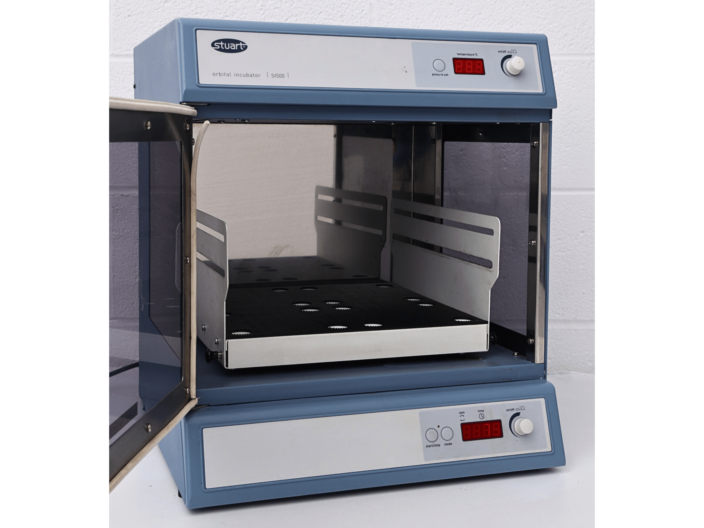 Stuart SI500 Incubating Orbital Shaker - Richmond Scientific - 欧宝娱乐app官方登录